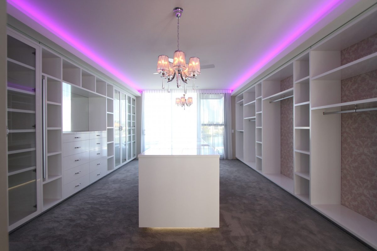 How to Plan Your Perfect Walk-In Wardrobe